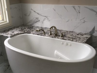 Tubz.com Beautiful Freestanding Whirlpools