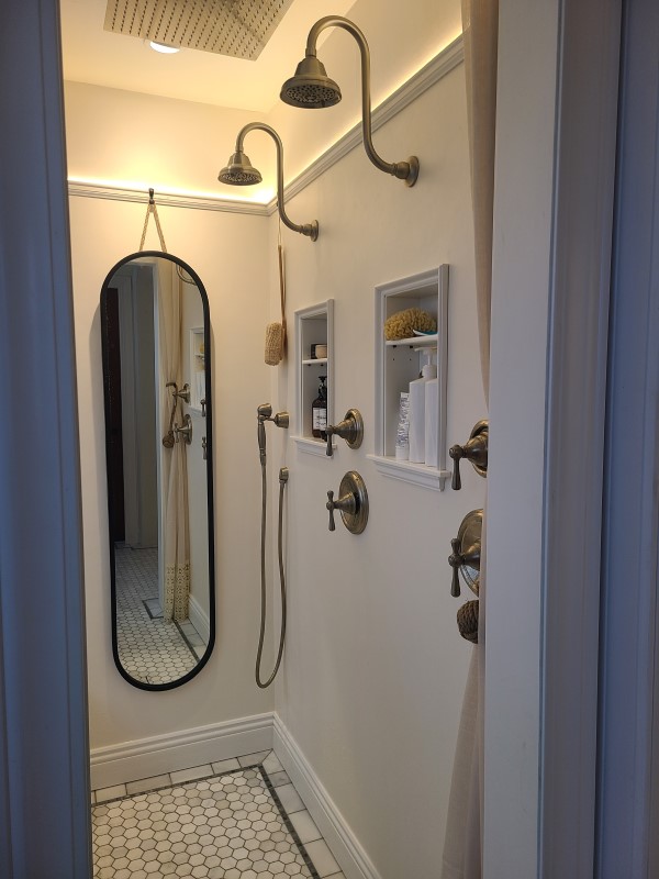 Traditional Wet Room Bathroom Design